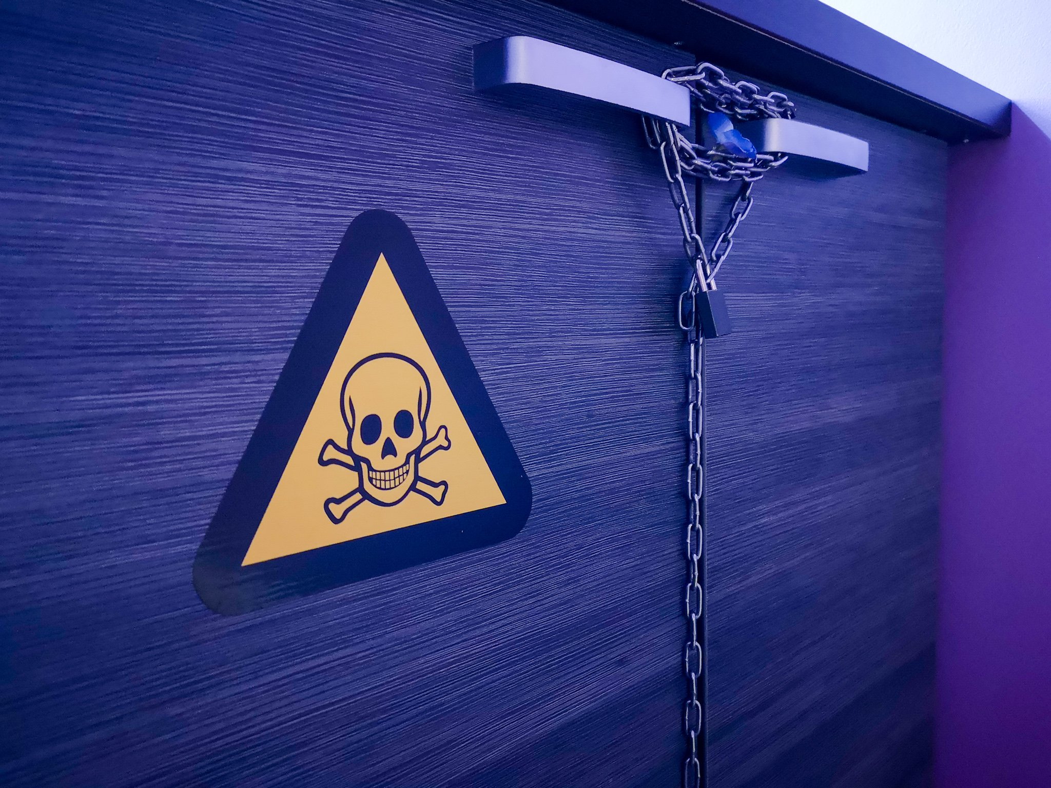 ESCAPE ROOM - Time Machine, Experiment, Captain's Room - Learn ...